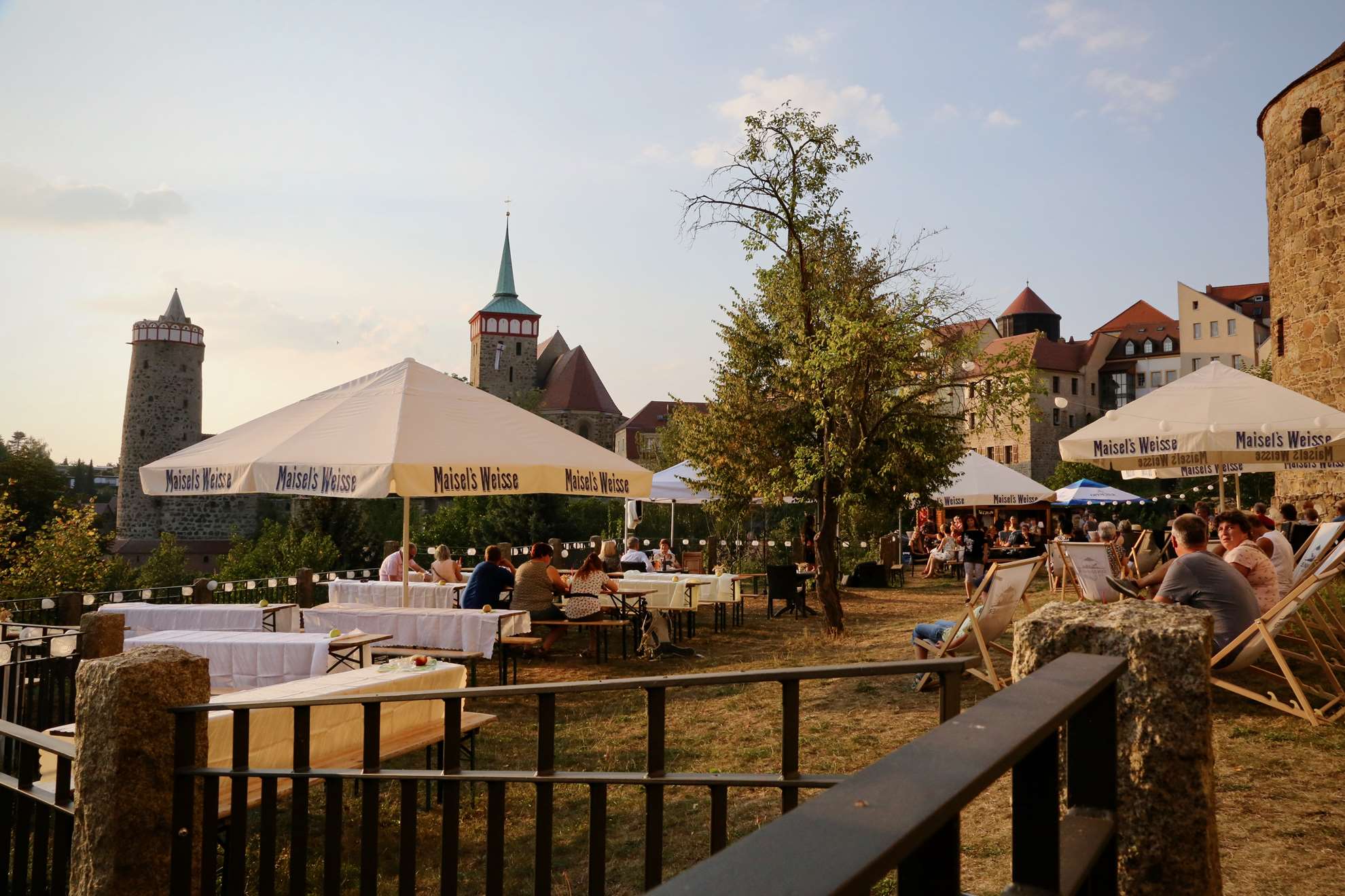 Sundowner – Bar & Lounge